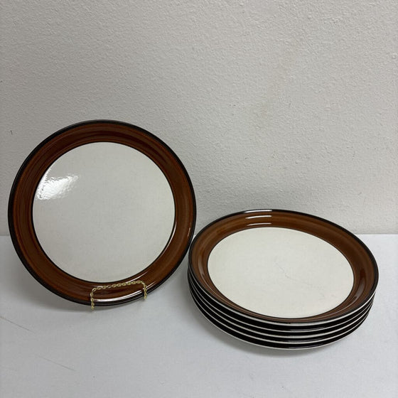 Nitto Heather Stone "Burnt Sands" Plates – Couches to Curios