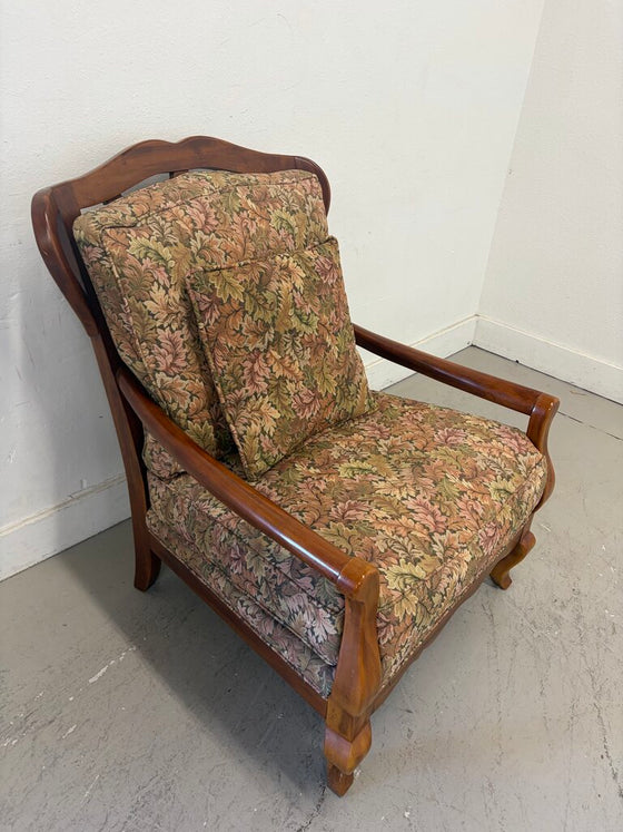 Hickory Chair Oak Accent Chair – Couches to Curios