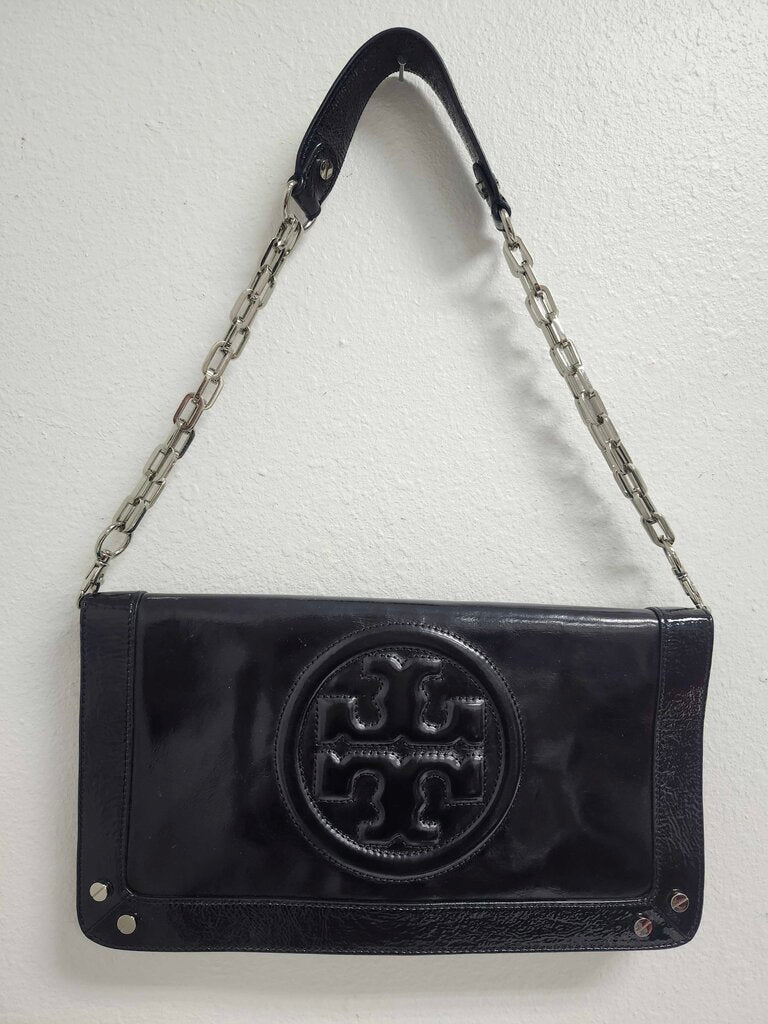 Tory Burch Bombe Reva Clutch – Couches to Curios